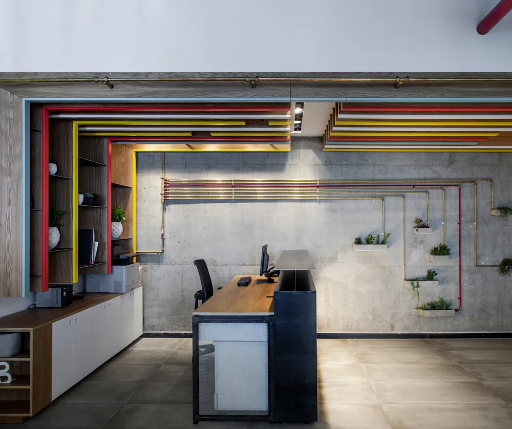 Blanco Office Mishmaacool