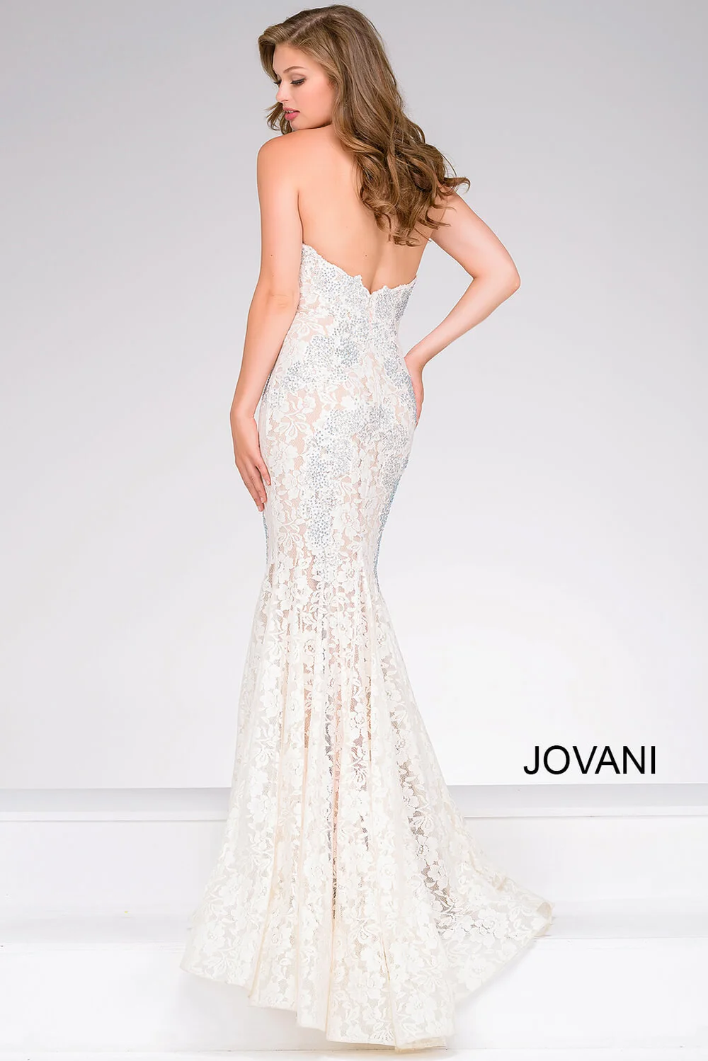 Fitted Lace Prom Dress