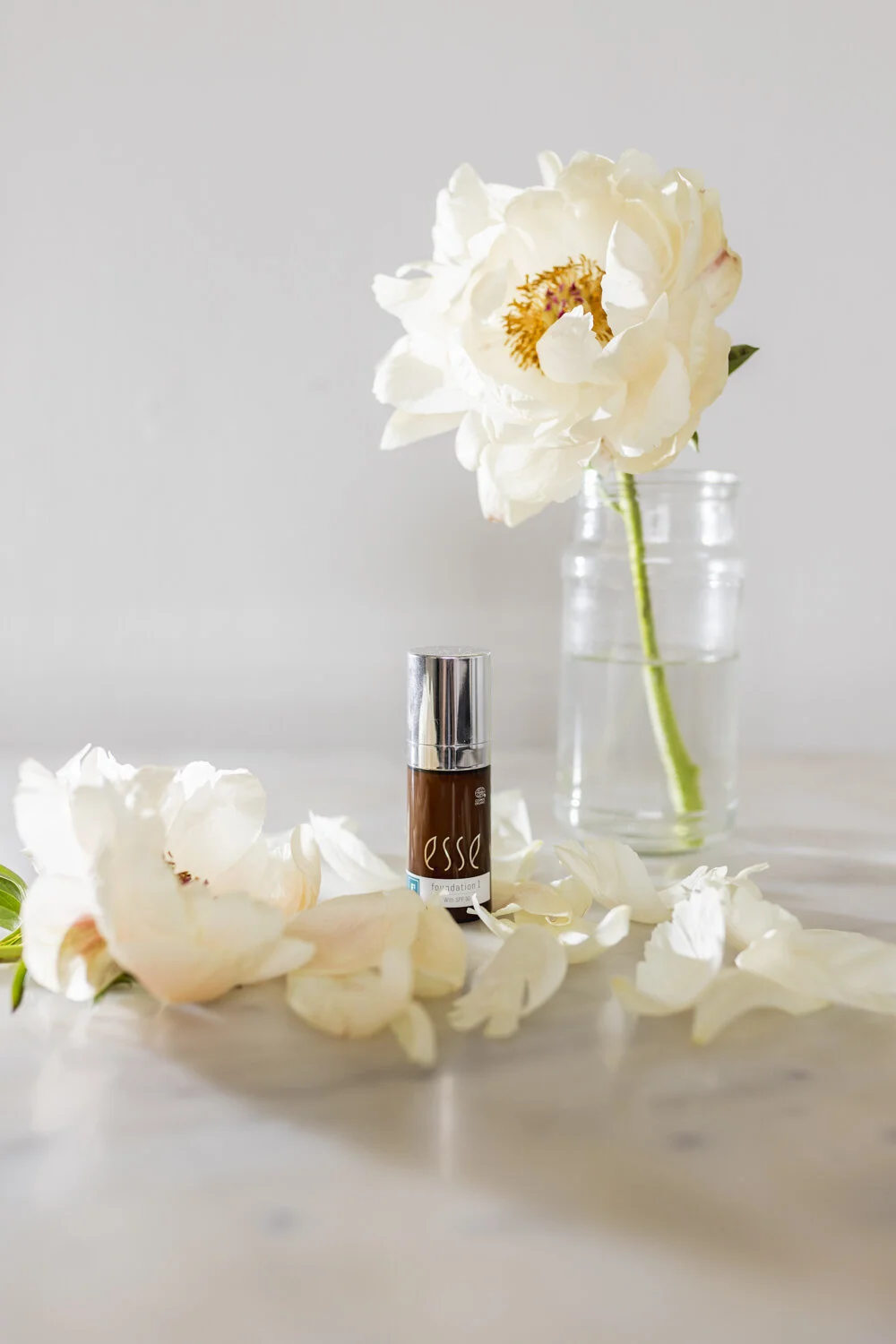 Probiotic Skincare in Makeup? Esse Foundation Review — Laura Loukola