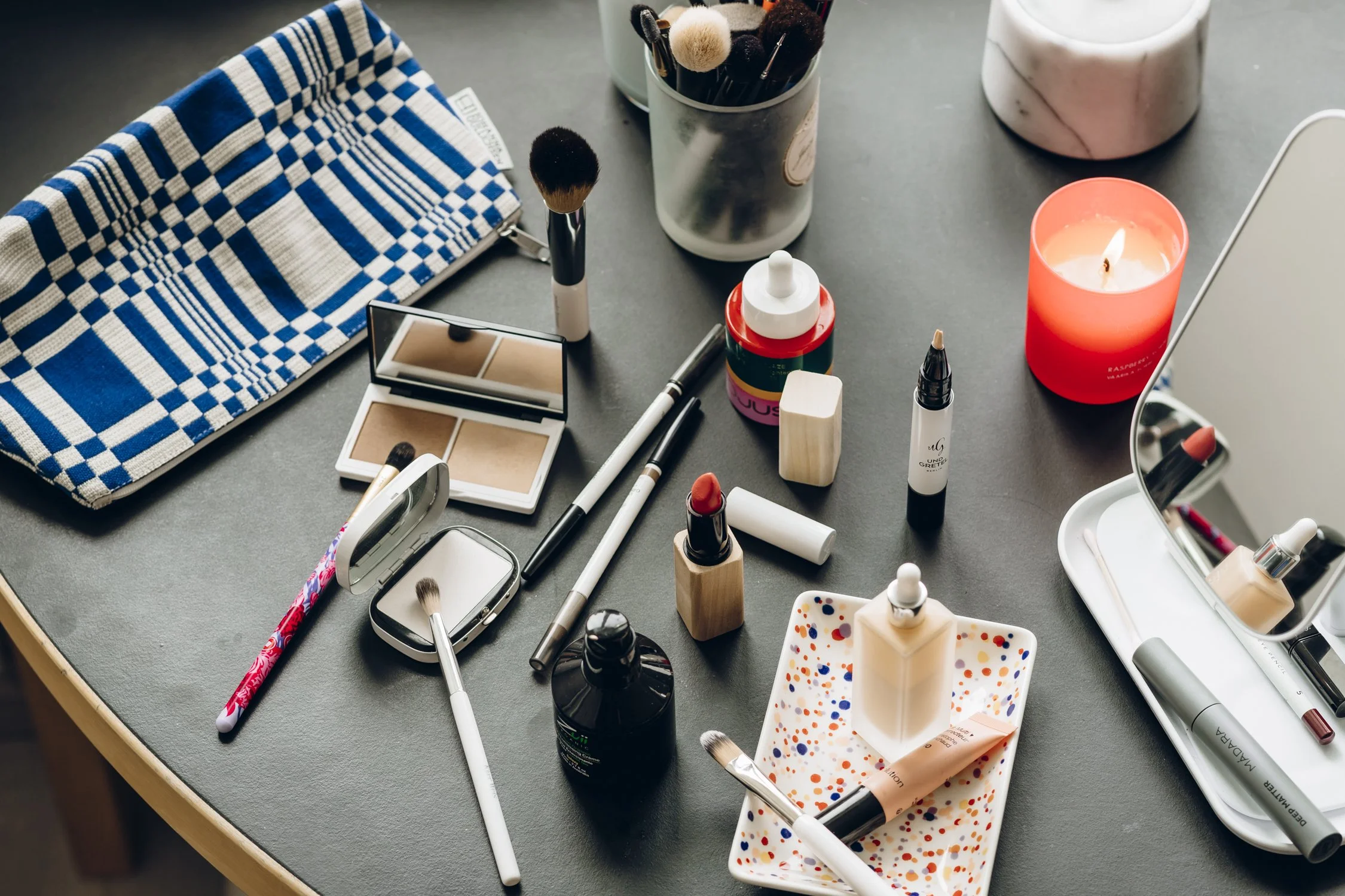 Multipurpose makeup ideas — Laura Loukola