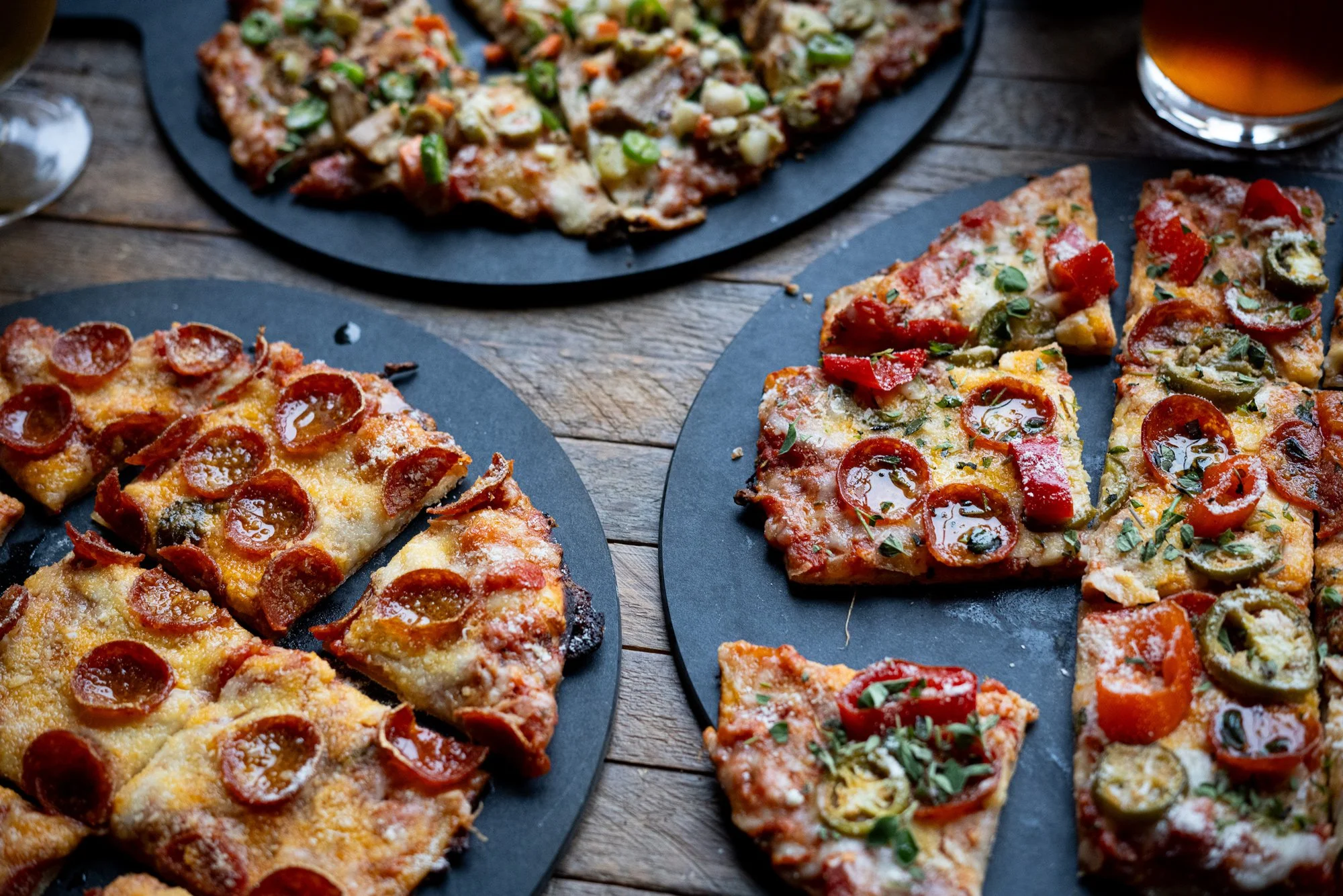 CRACKER THIN TAVERN PIZZA — Tavern Hall