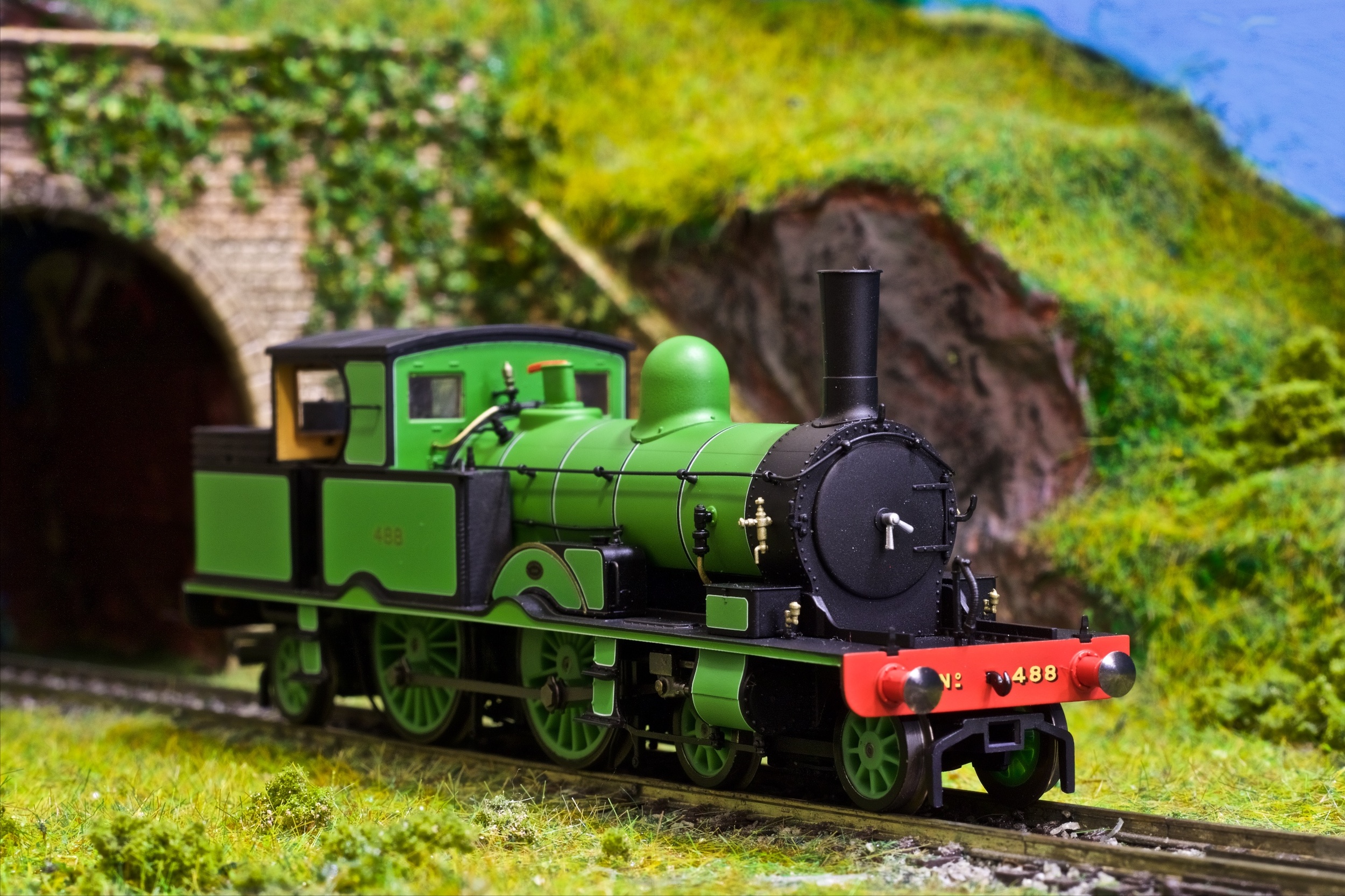 Swansea Railway Modellers Group — Review: Oxford Rail 00 Adams Radial Tank