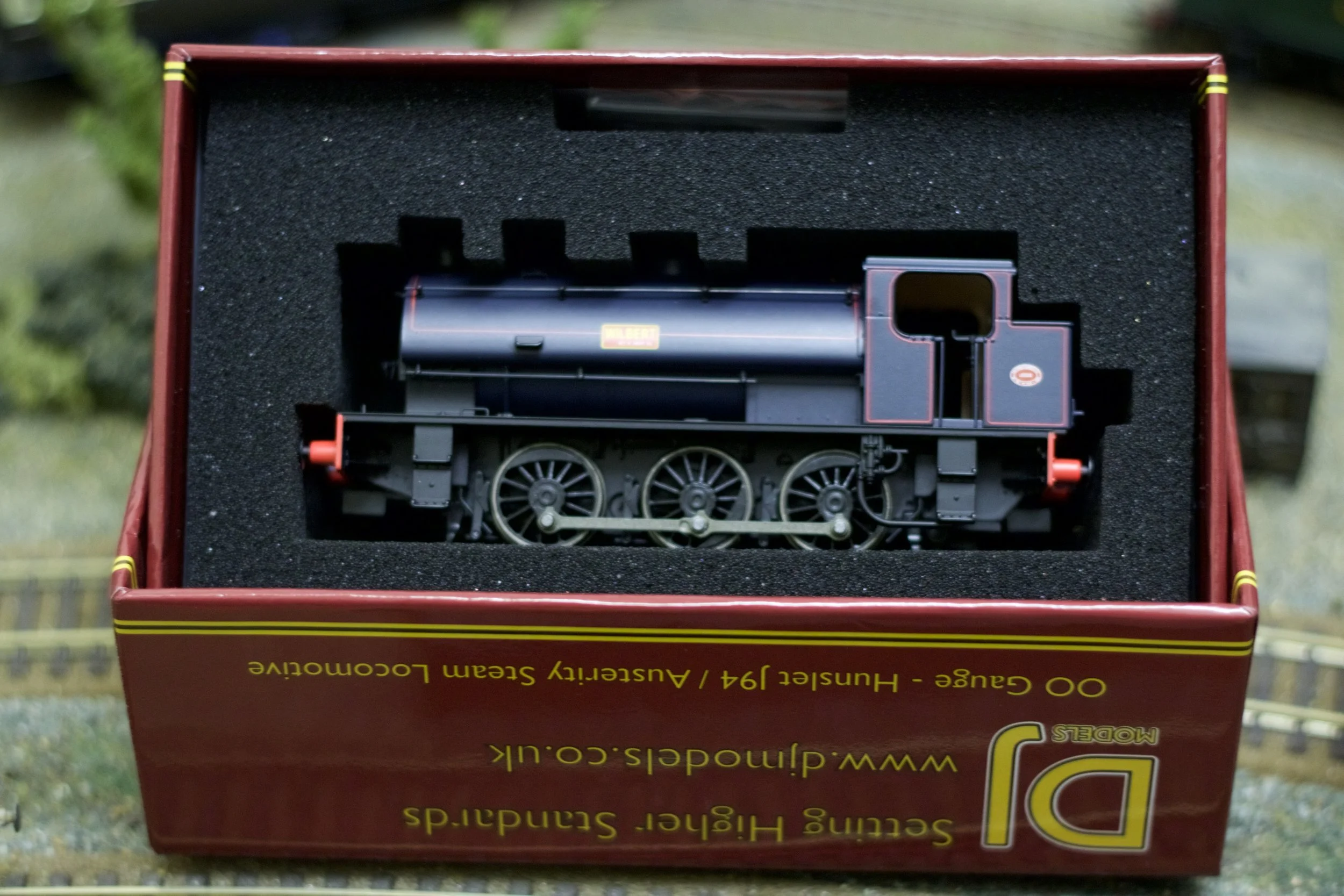 Swansea Railway Modellers Group — Review: DJ Models OO scale Hunslet ...