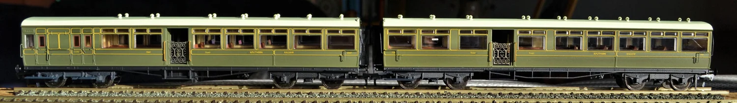 Swansea Railway Modellers Group — Review: Ex-LSWR ‘Gate Stock’ push ...