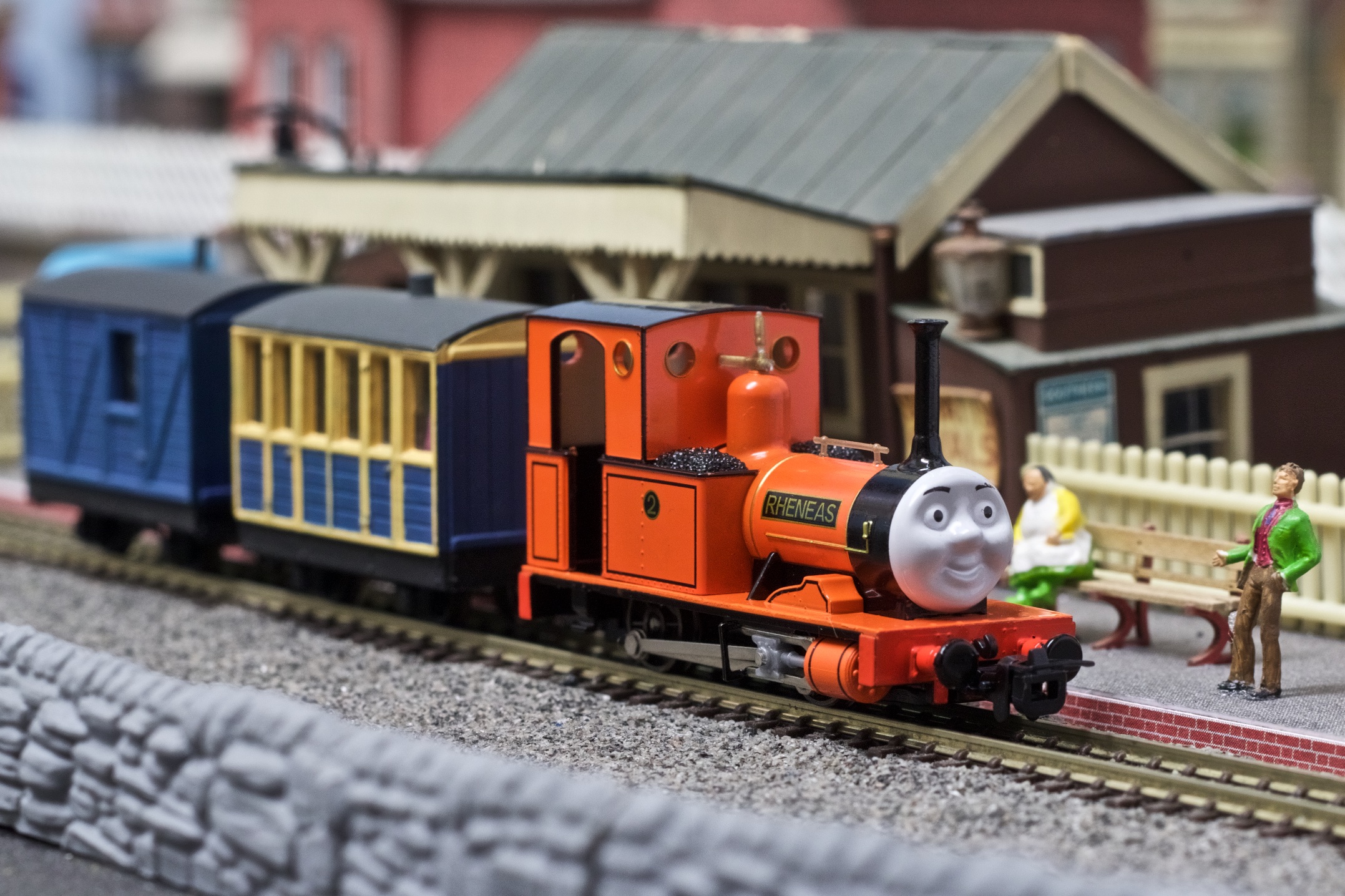 Swansea Railway Modellers Group — Review: Bachmann Rheneas