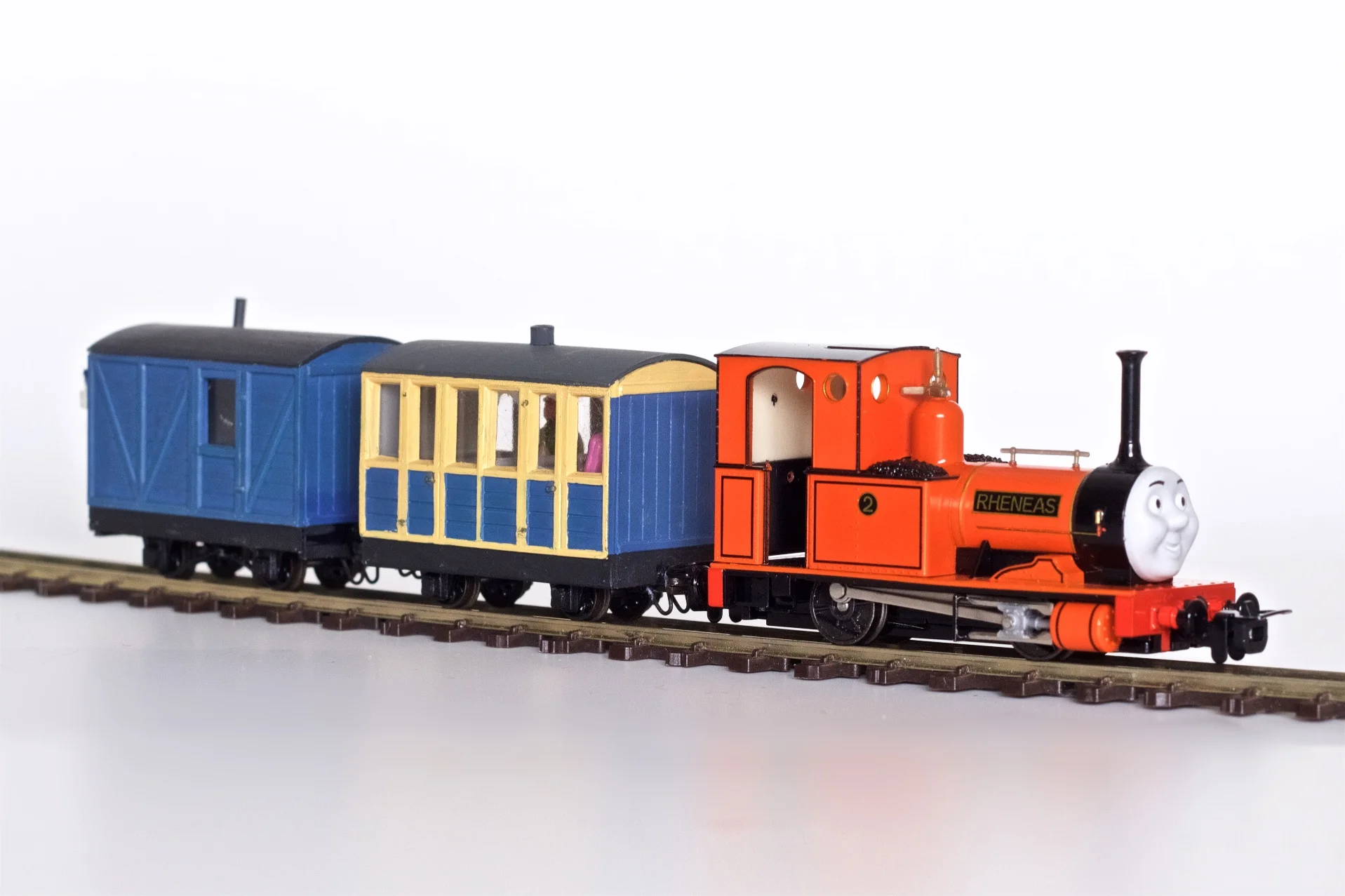 Swansea Railway Modellers Group — Review: Bachmann Rheneas