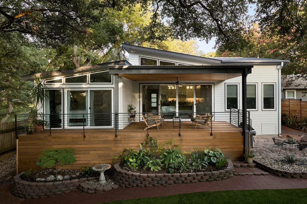 Your Guide to Gutters, Downspouts, and Balcony Drains