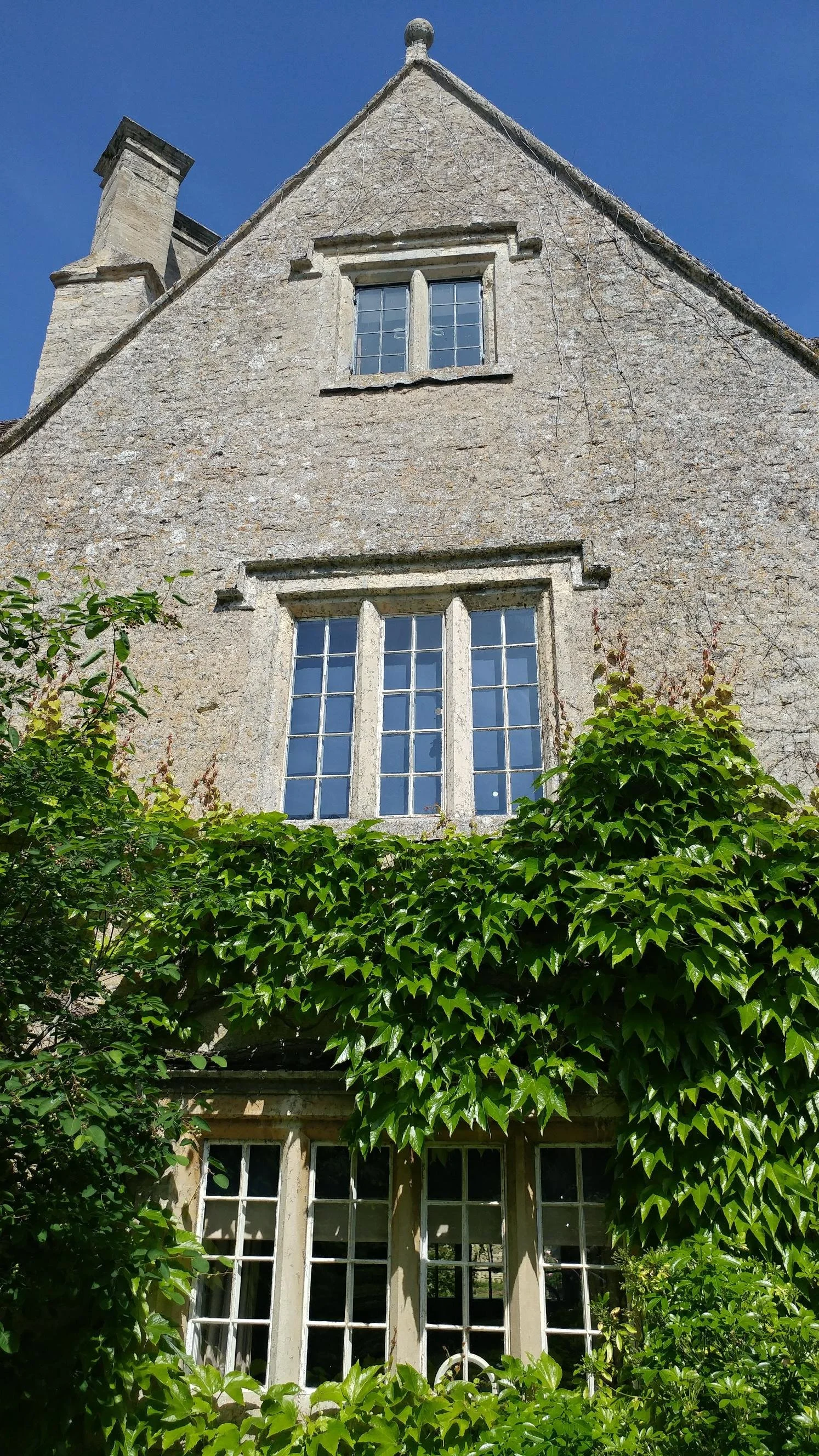 Defining English Manor Architecture | DK Studio, Texas