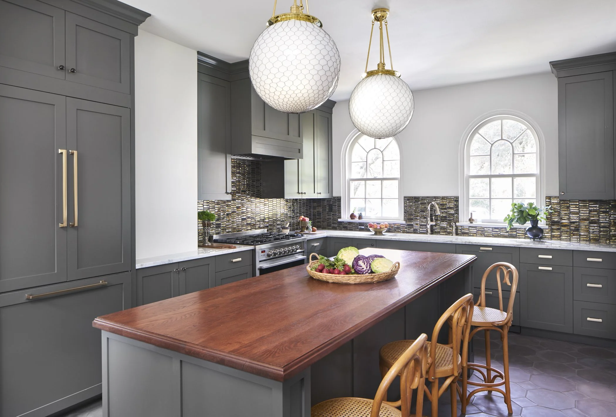 Integrated vs. Freestanding Appliances: Pros and Cons