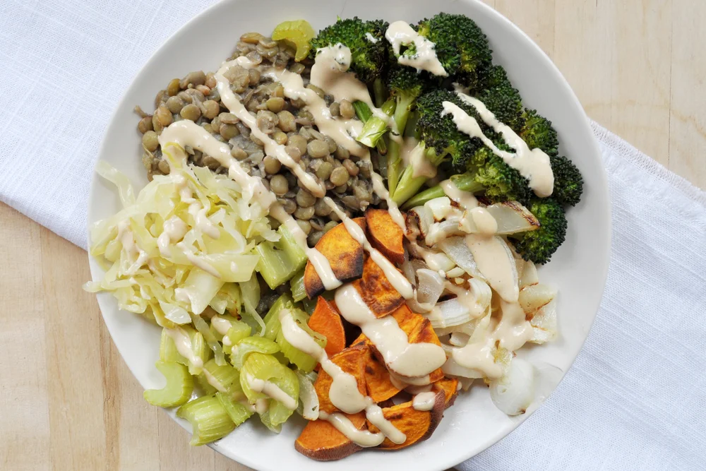 The Perfect Weekday Lunch – Macro Bowl — Balance with Mariana