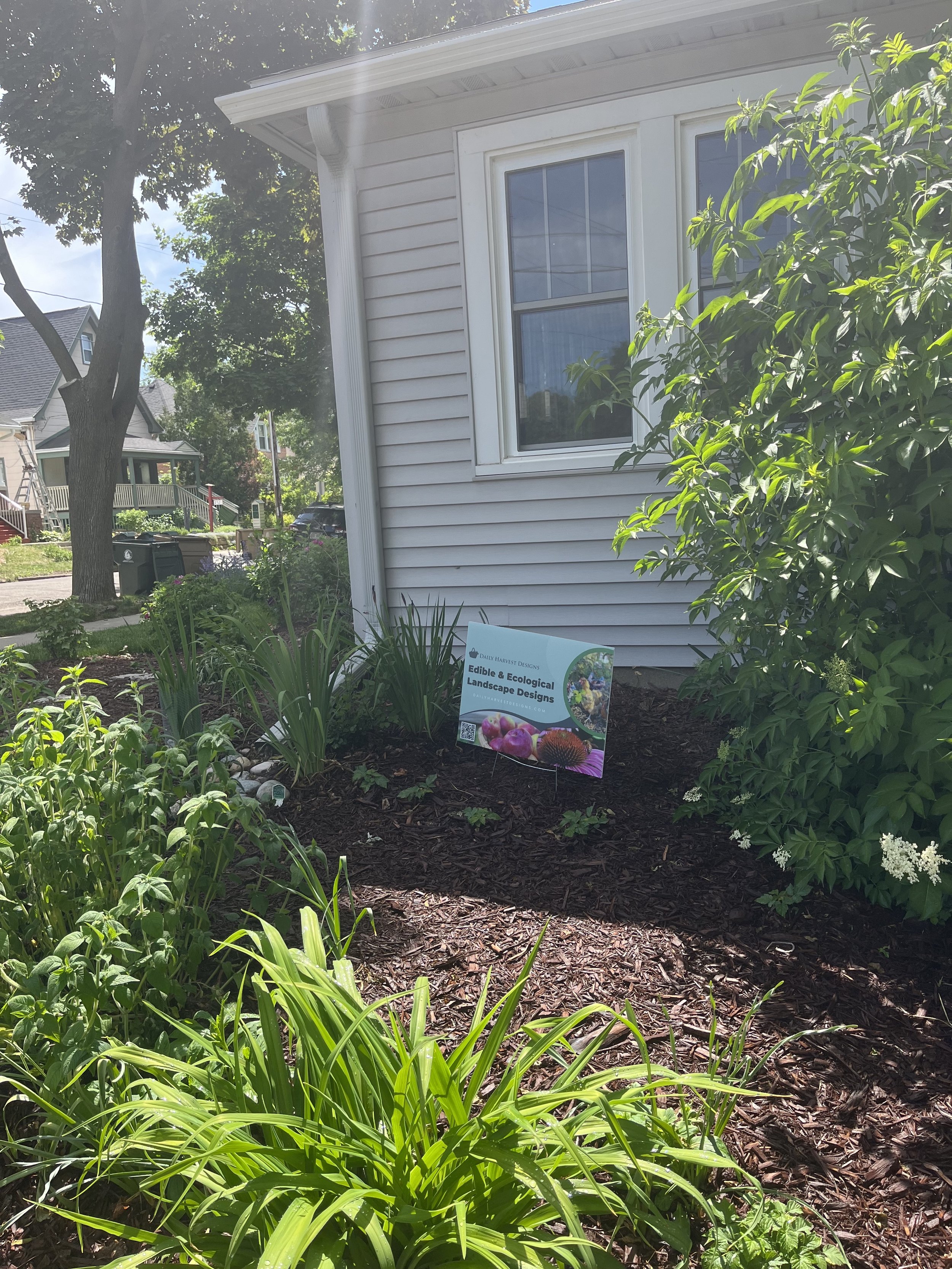 Client-Installed Edible Landscape Design, Ecological Landscape Design ...