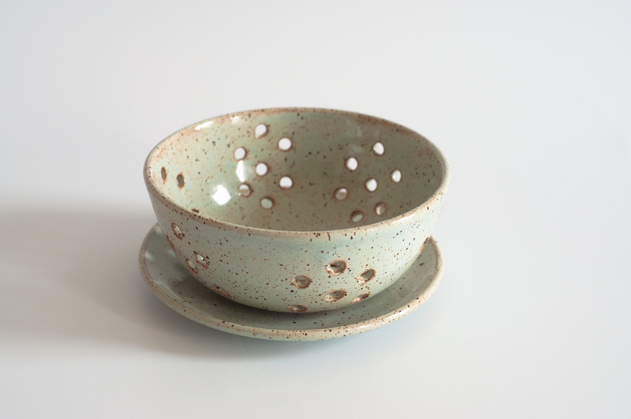 Ceramic Berry Bowl — RachaelPots