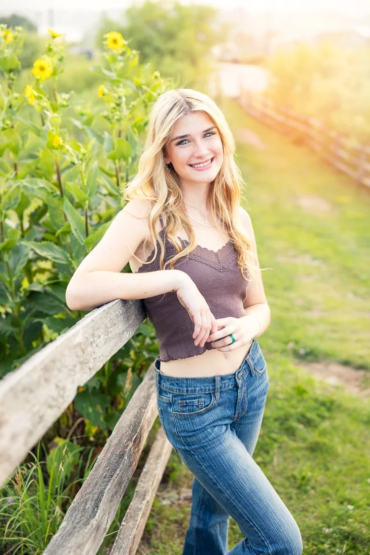 Senior Session Outfit Cheat Sheet: 5 Styles for Ultimate Variety