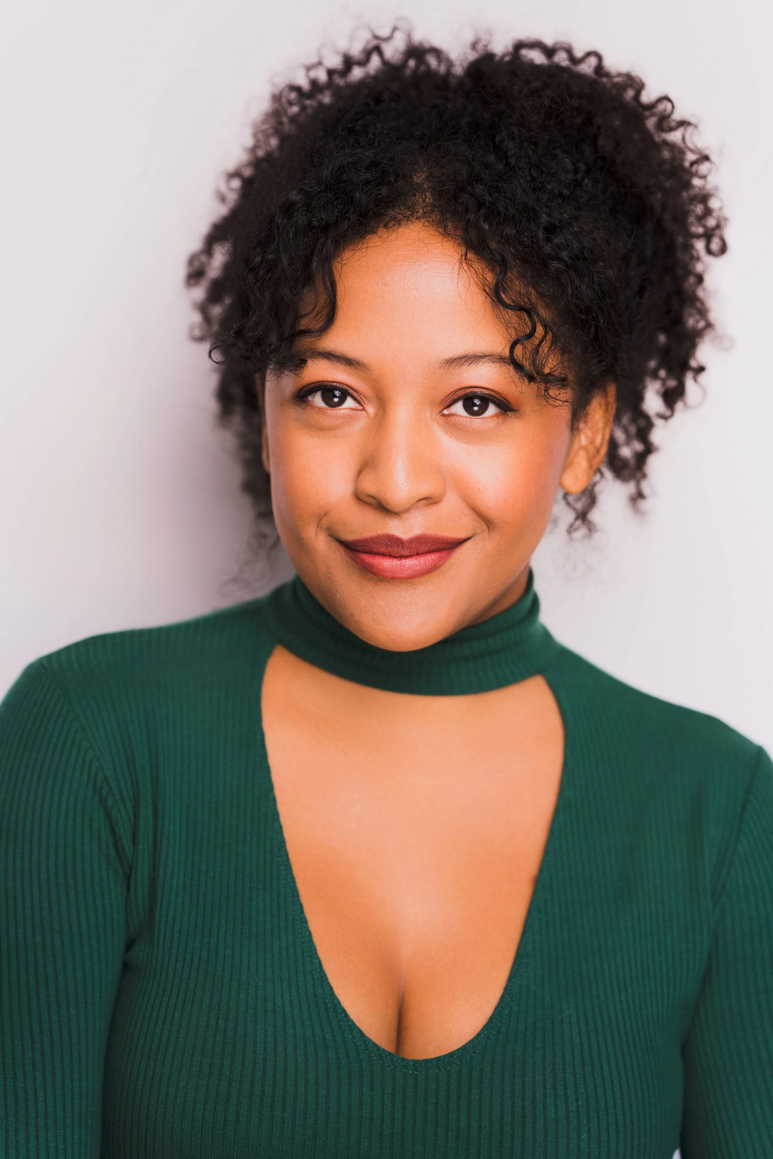 Cassandra Hunter-Headshots