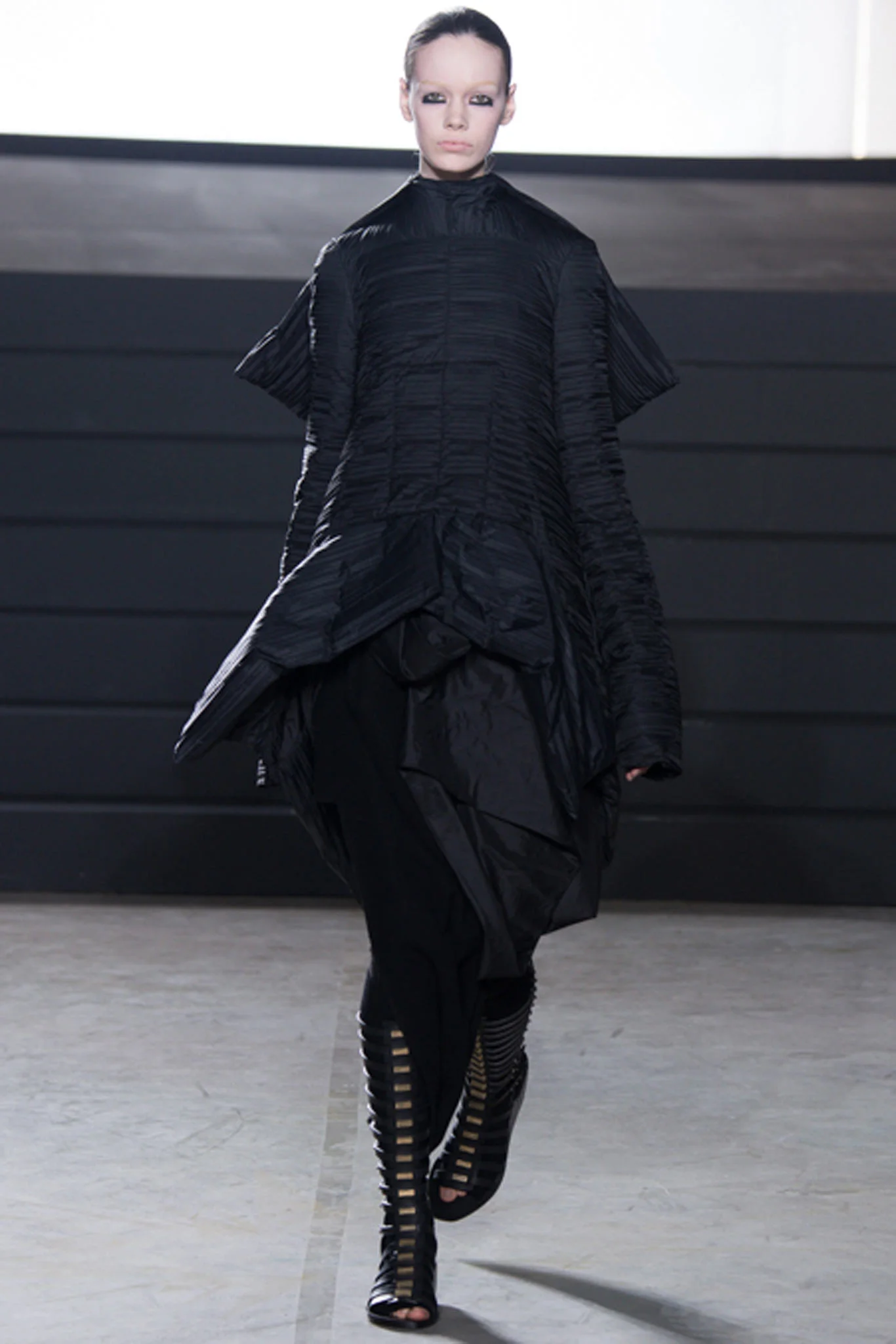 Rick Owens Fall 2015 Women — Fashion