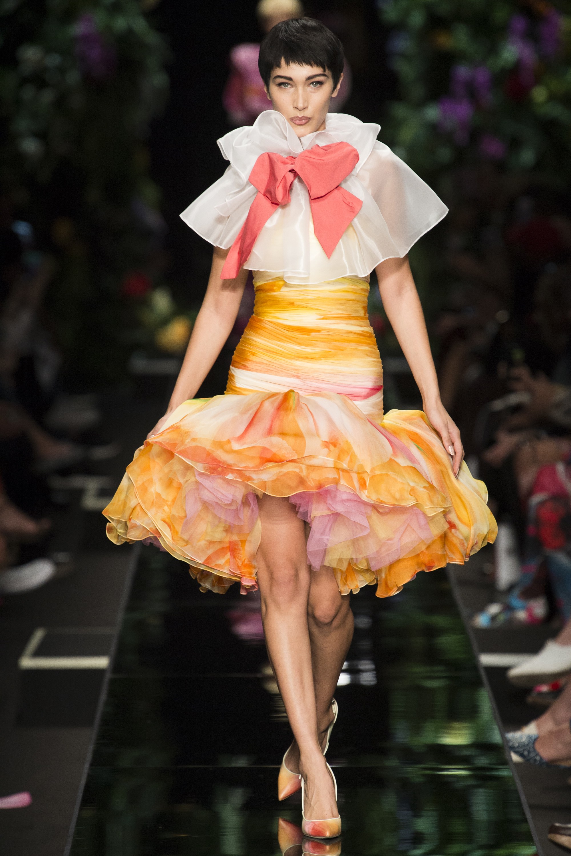 Moschino Spring 2018 Ready-To-Wear — fashion