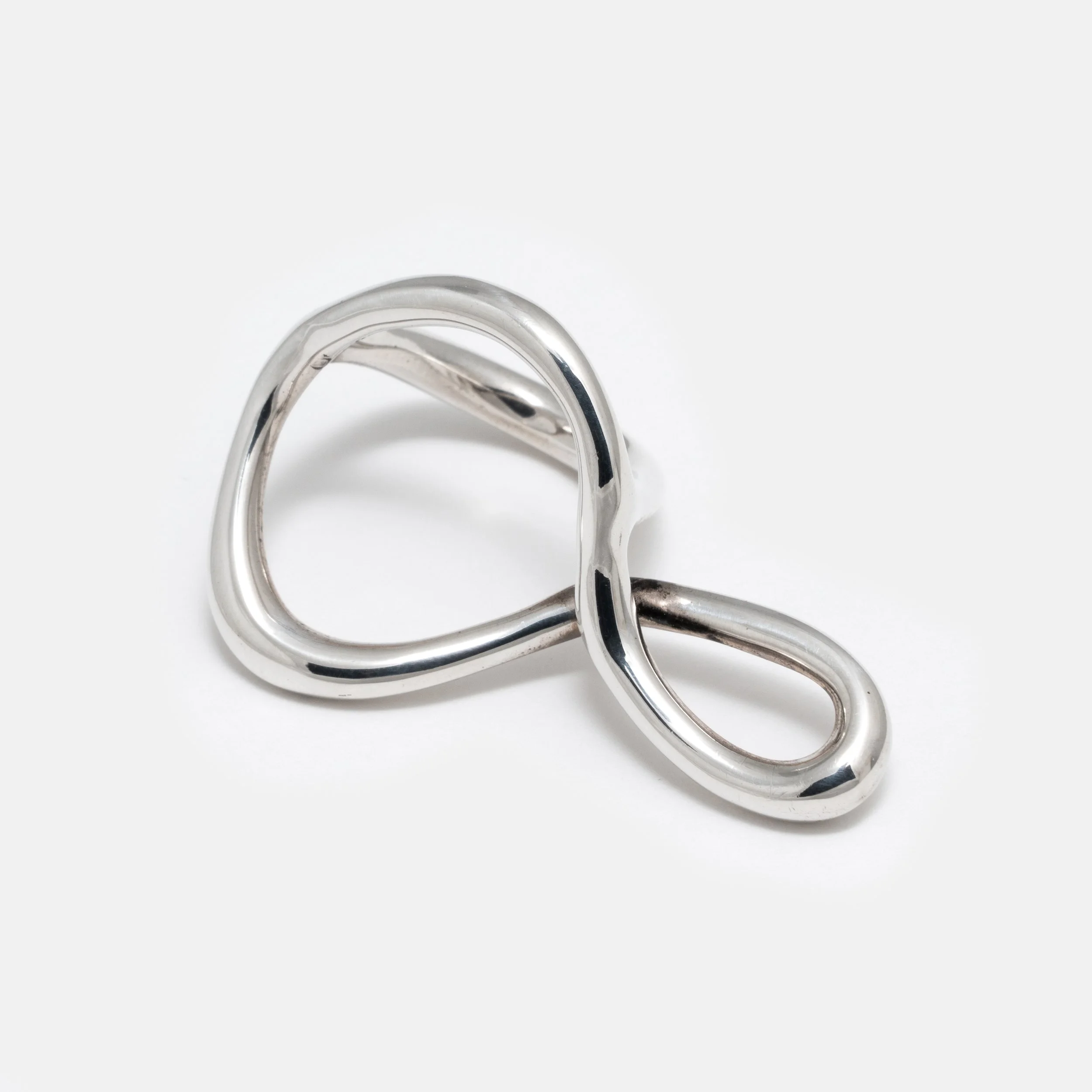 DOUBLE LOOP TWIST — Jane D'Arensbourg
