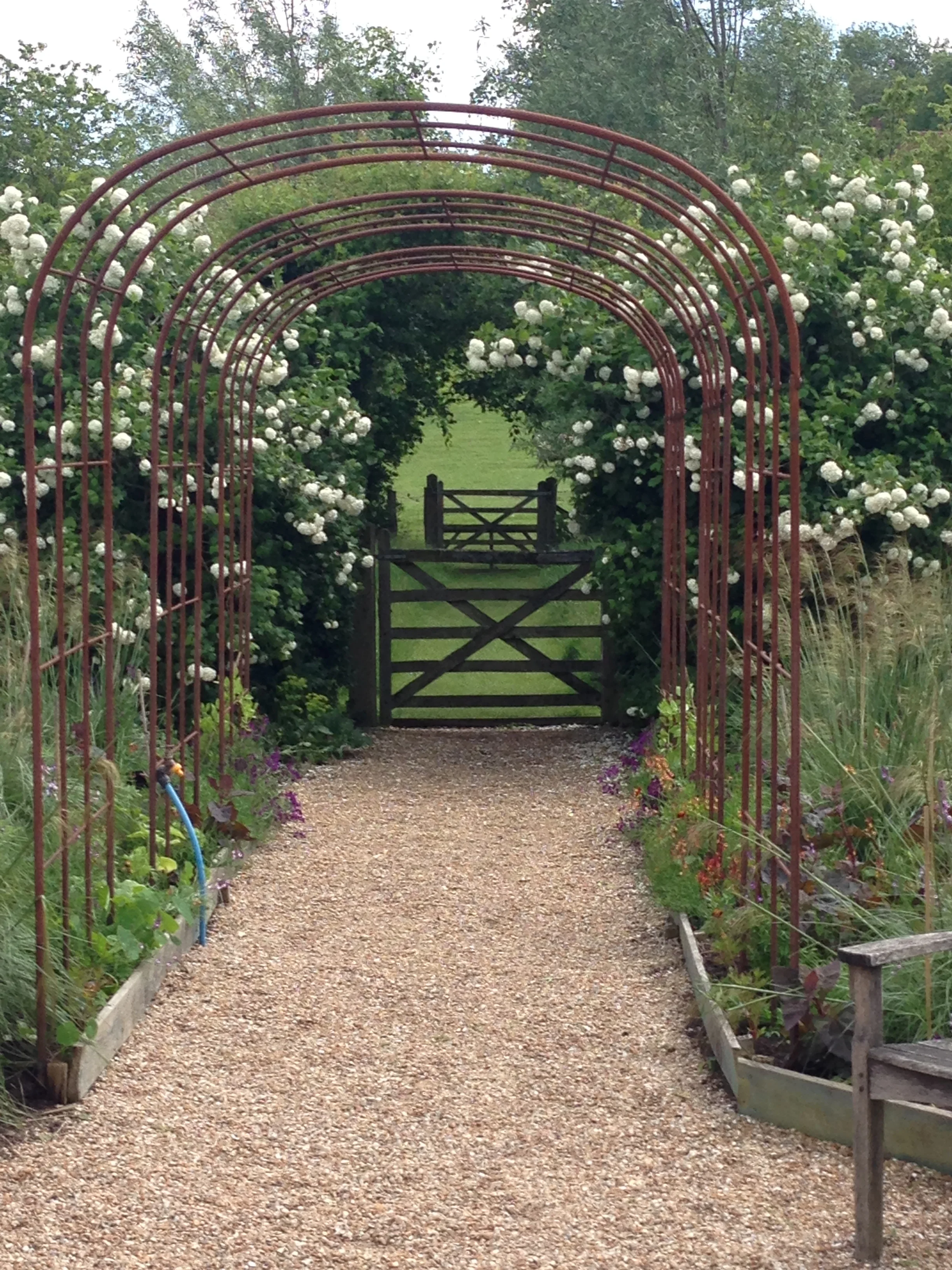 A lesson in flower arranging at Perch Hill, Sussex — Angela Bunt Creative