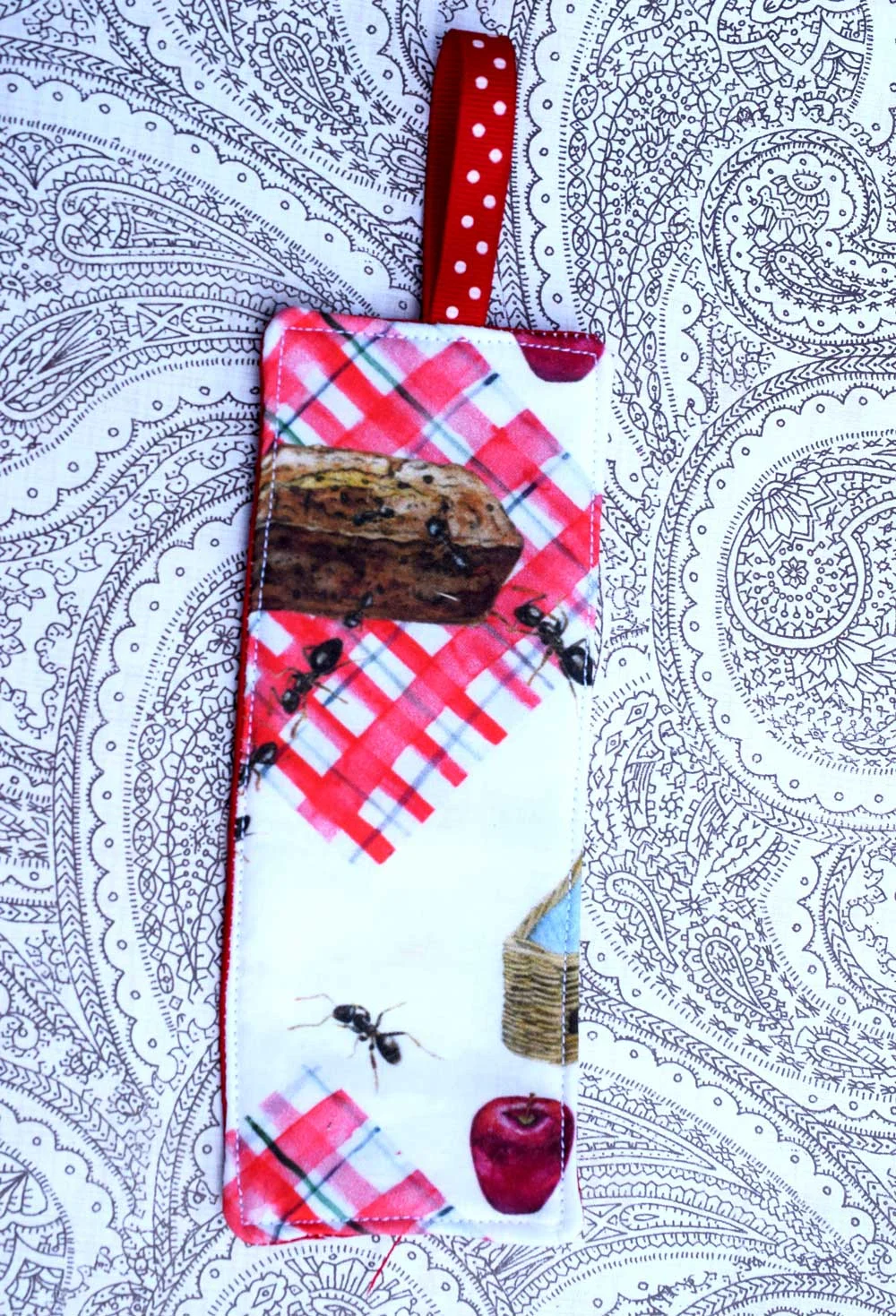 EASY FABRIC BOOKMARKS — Pam Ash Designs