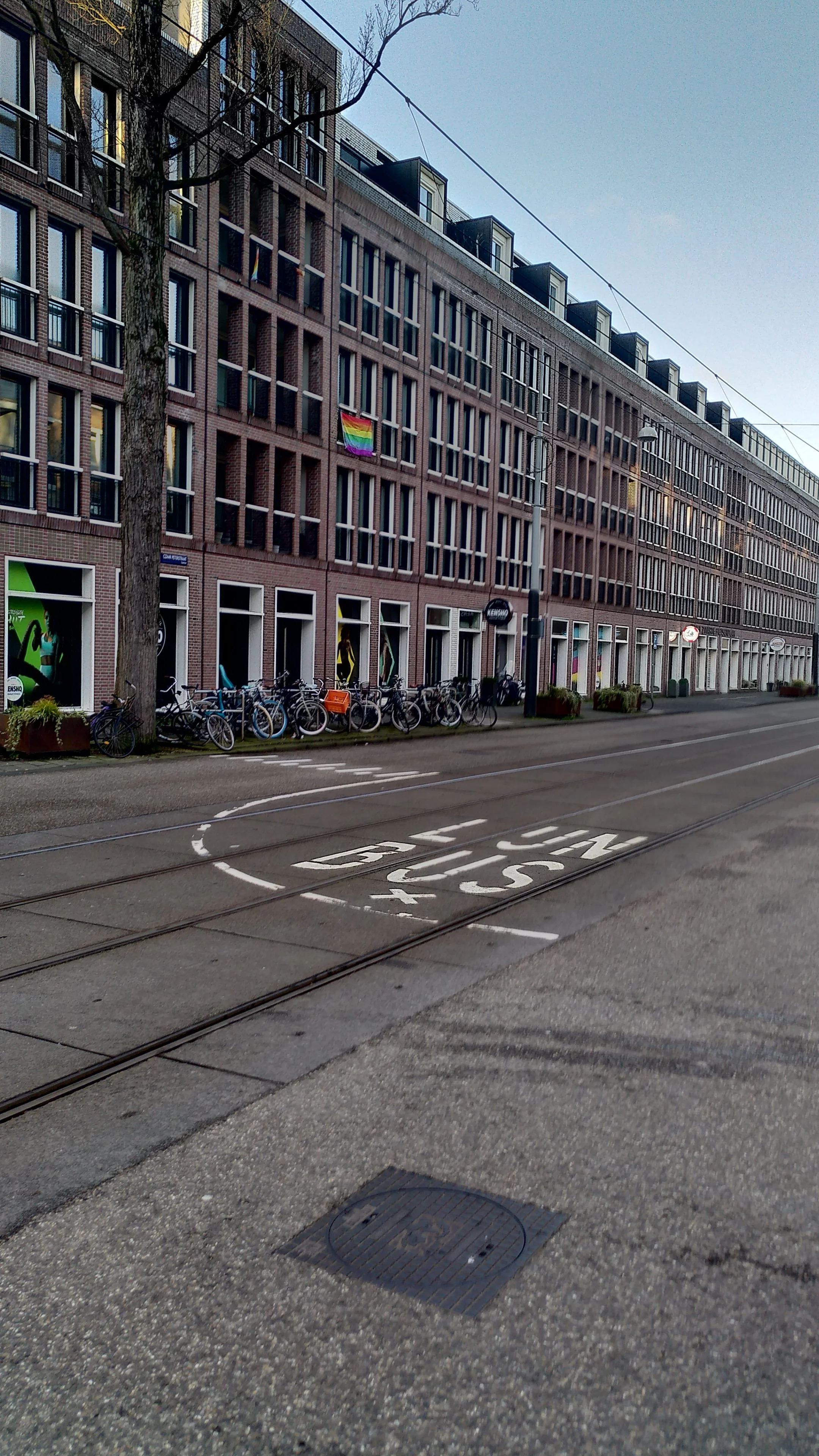 Tramhalte Czaar Peterstraat moet bij Cruquiusstraat komen ...