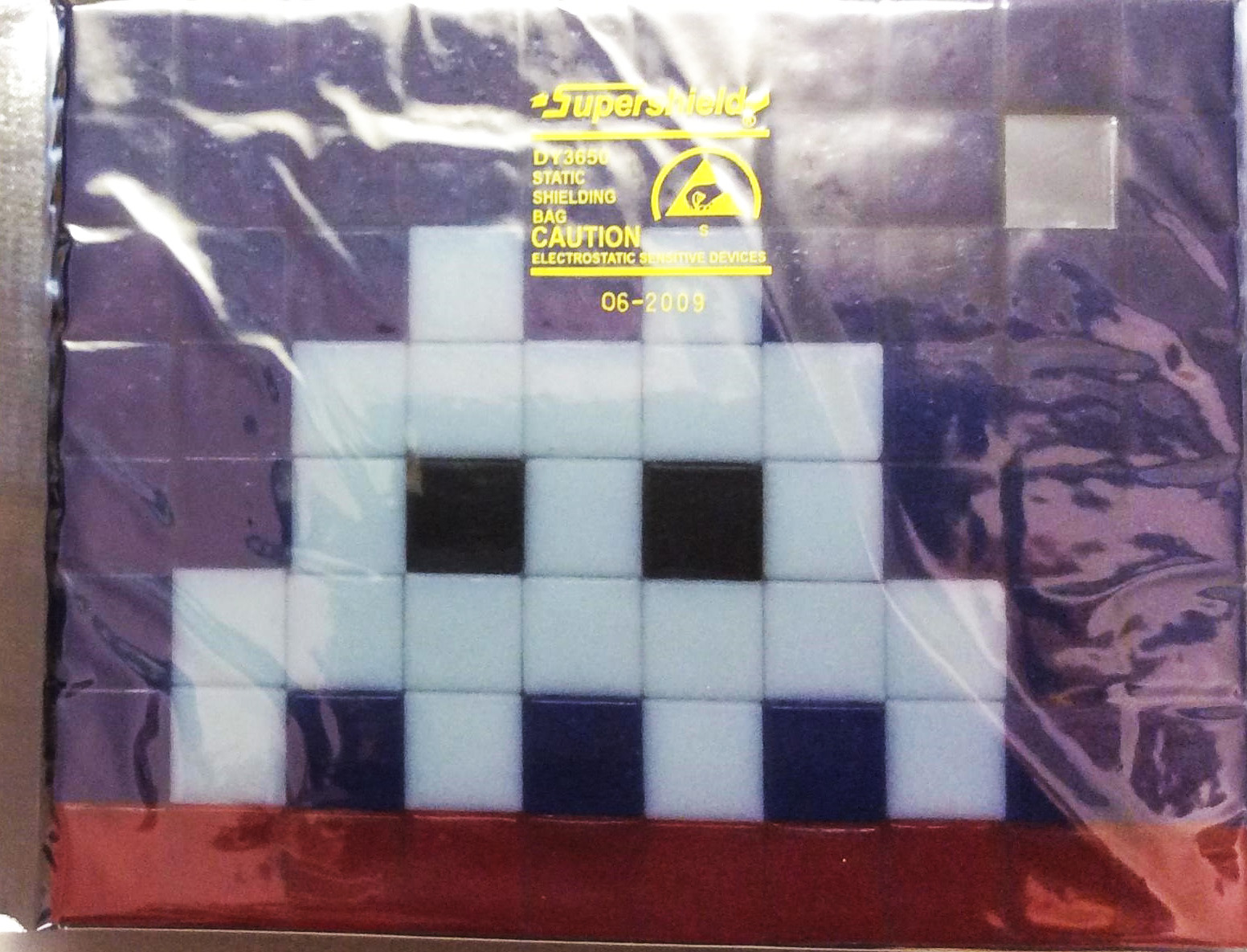 Space Invader - Invasion Kits (IK), maps, and rare signed editions