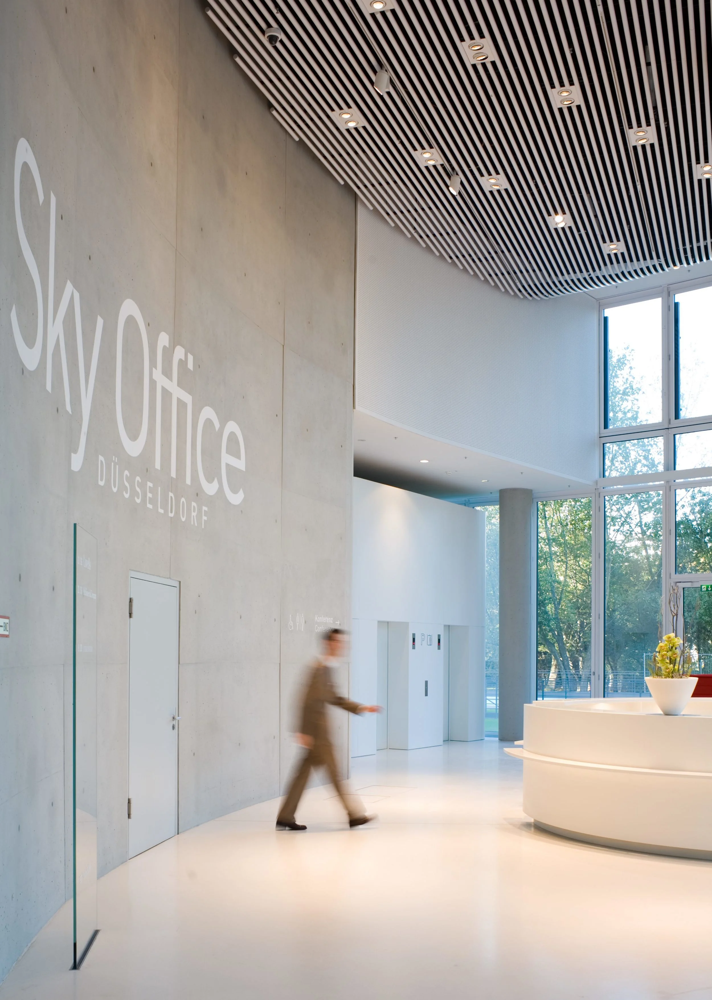 Sky Office Düsseldorf — CB Konferenz