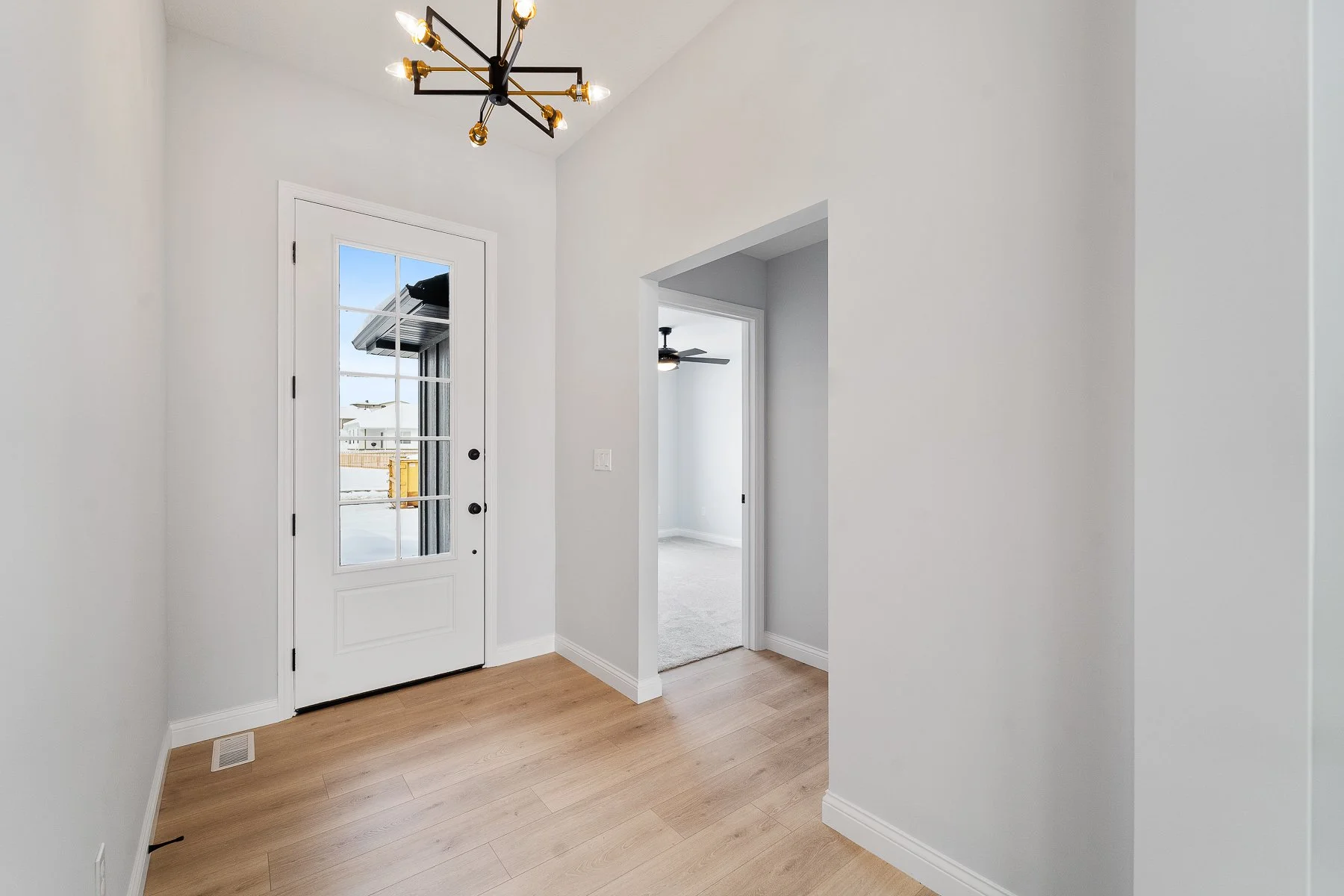 Austin Walkout Basement Home Photo Gallery — Girard Homes