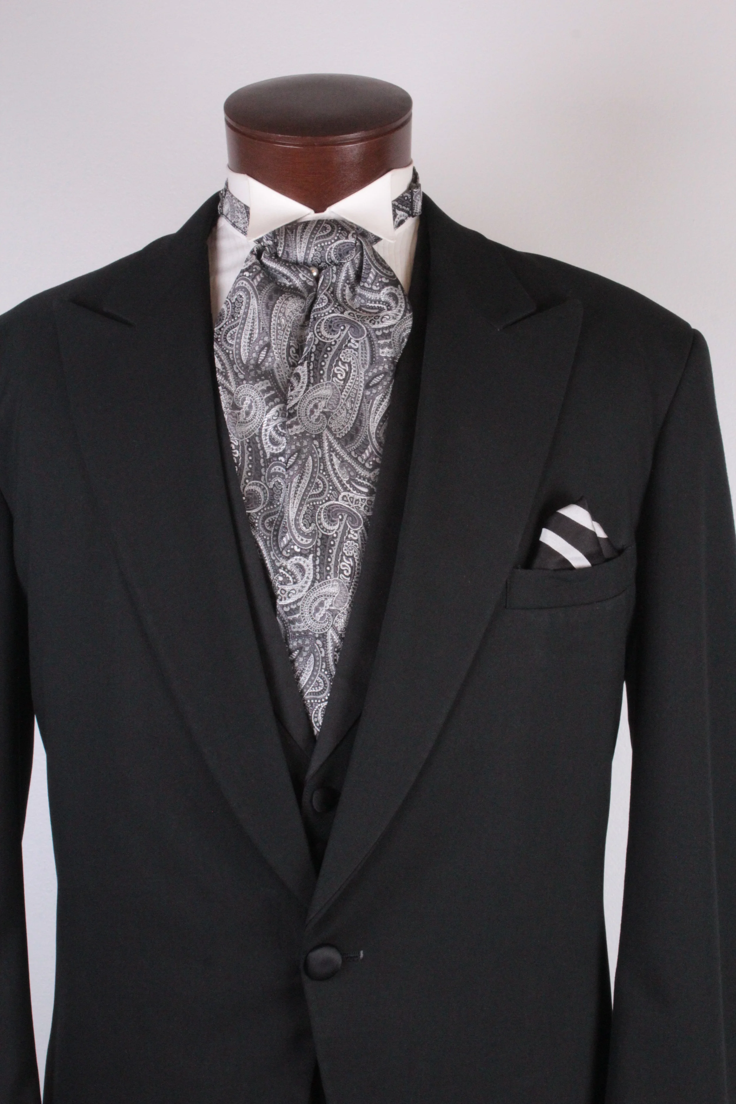 BIB 'N TUX Tampa Bay's Formal Wear Specialists- Family Owned Since 1976 ...