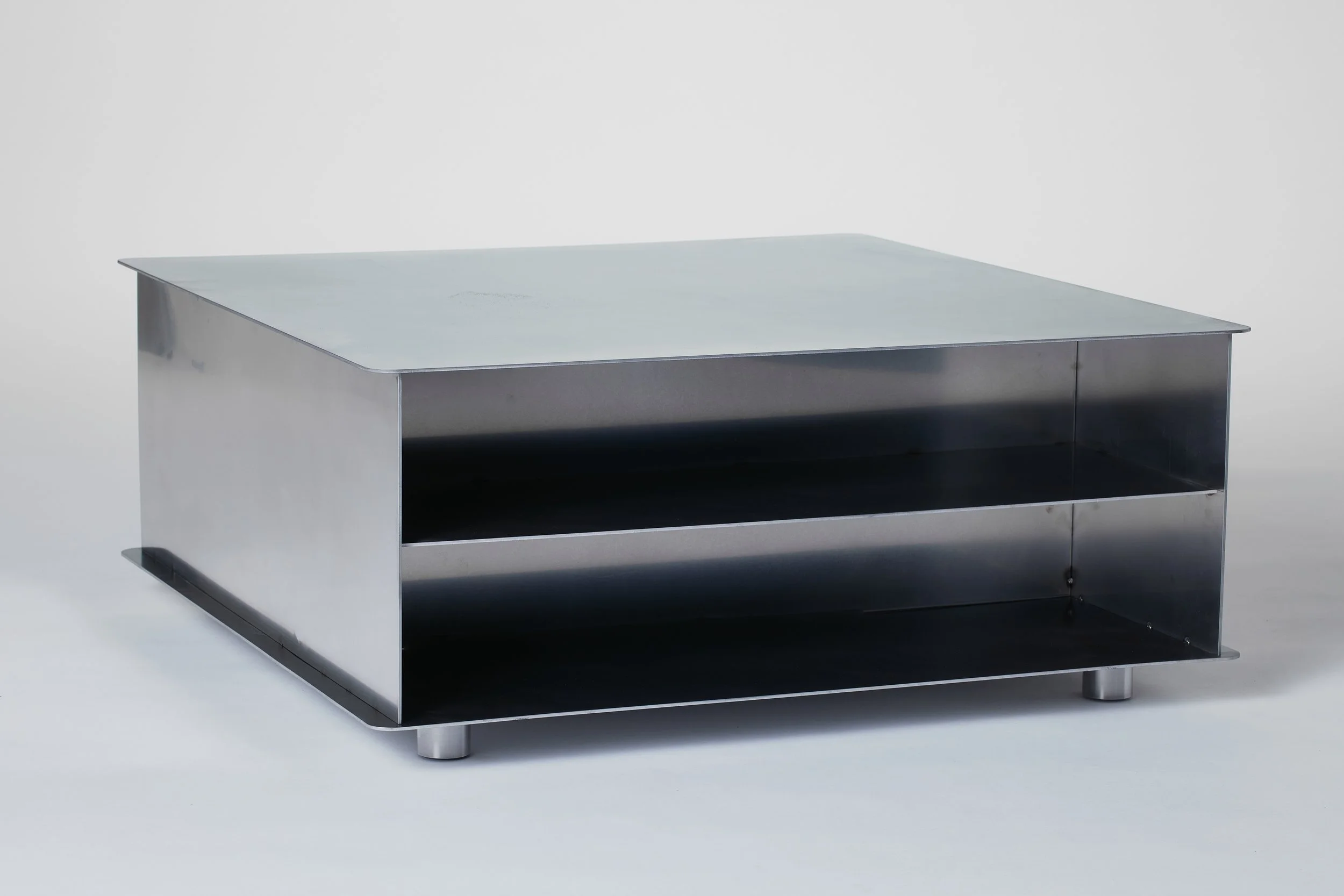 Erenbus Table — Ben Barber Studio