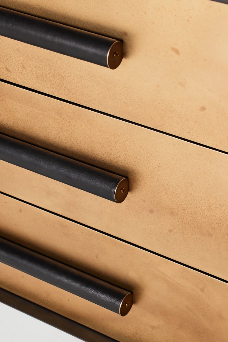 Nijū Credenza — Ben Barber Studio
