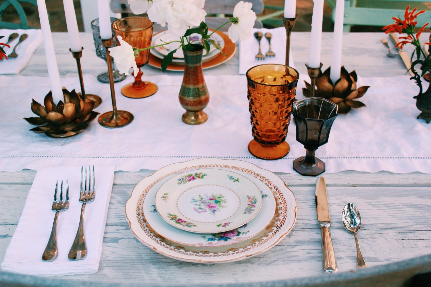 Mixed Floral Dinner Plates — Otis + Pearl Partywares Vintage Event ...