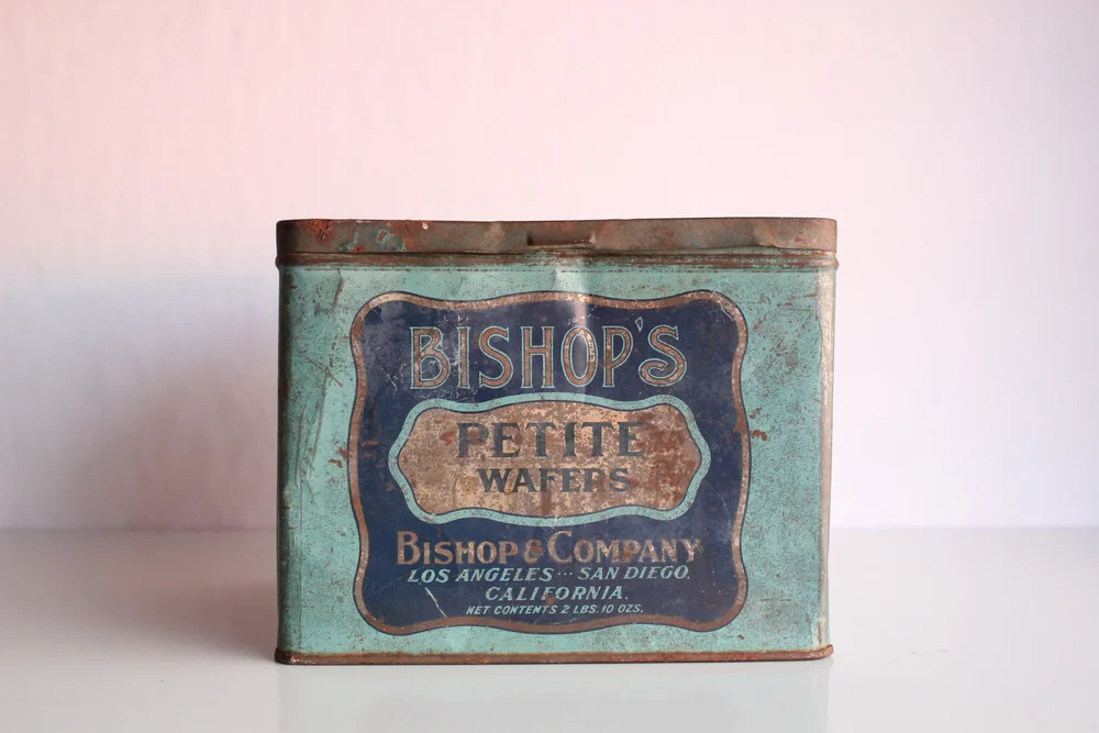 Medium Vintage Tins — Otis + Pearl Partywares Vintage Event Rentals ...