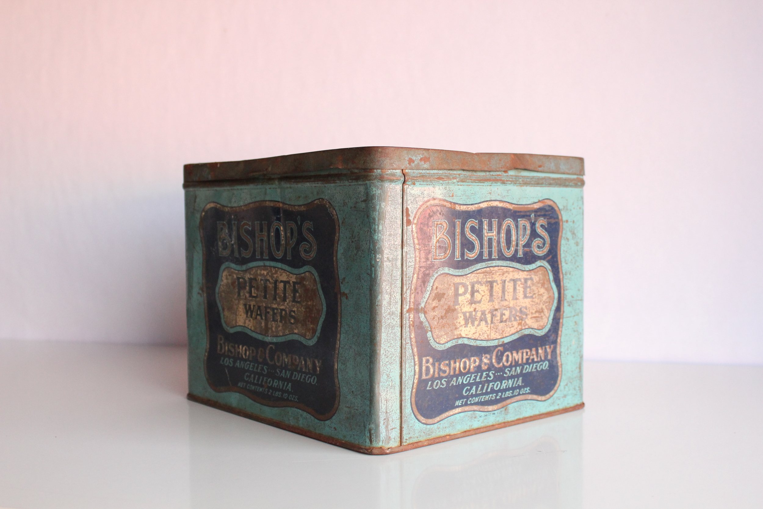 Medium Vintage Tins — Otis + Pearl Partywares Vintage Event Rentals ...
