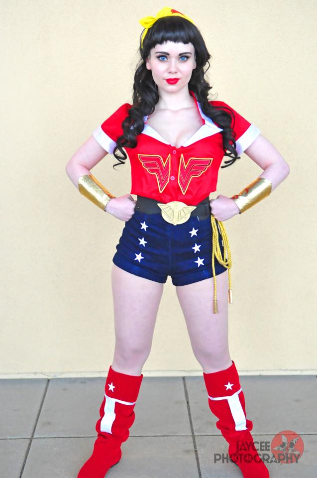 Cosplayer Spotlight: Kaylessi — Otakus & Geeks
