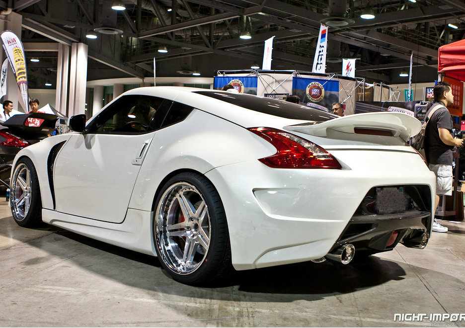 AMS Body Kit — Fly1 Motorsports