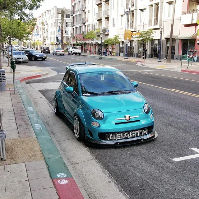Stanced Fiat 500