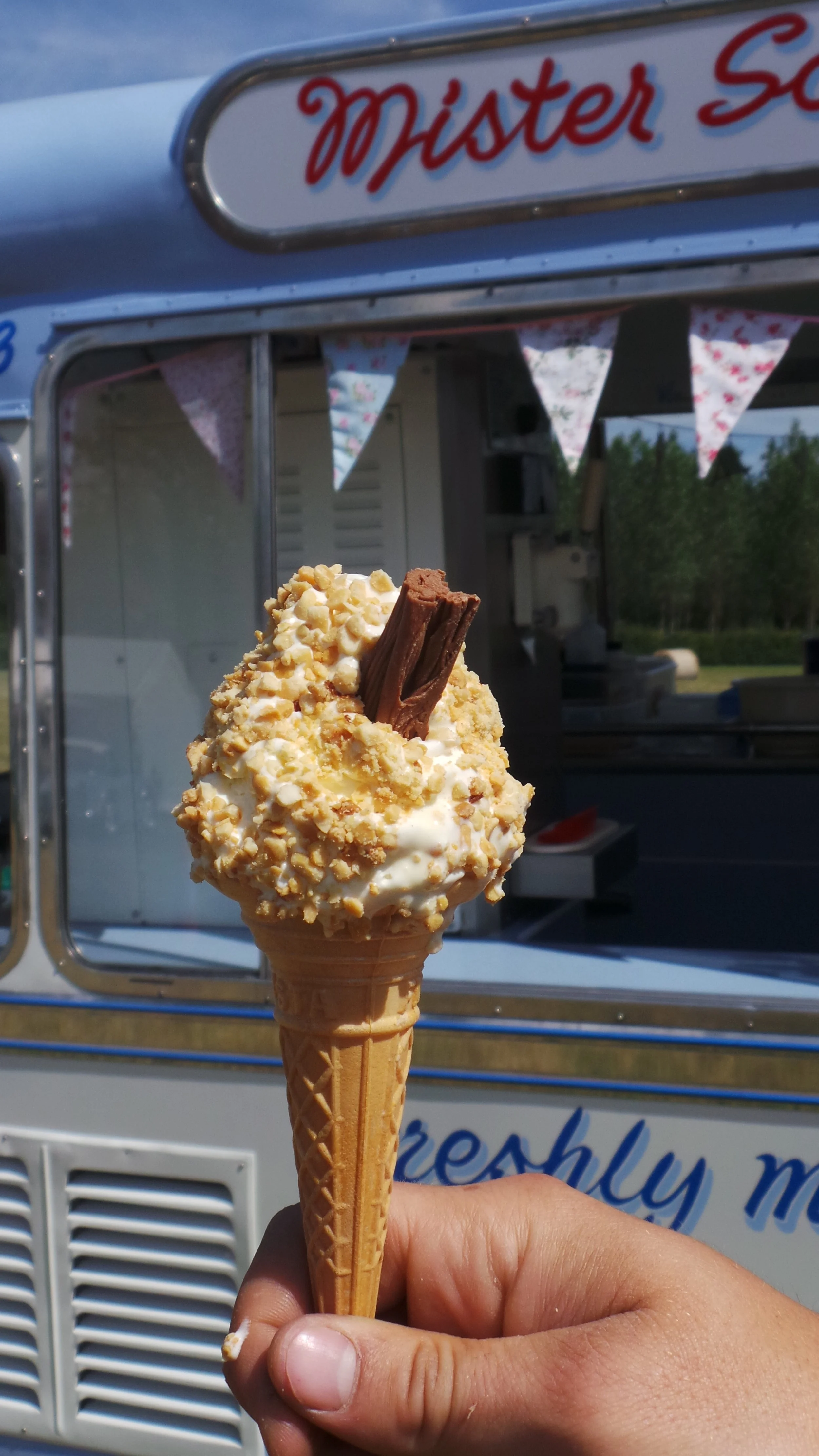 Scoff & Sip - Ice cream van hire, vintage ice cream van van hire and ...