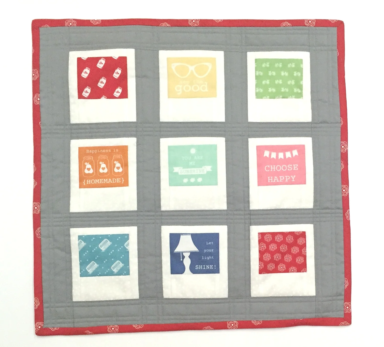 I Spy Snapshots Mini Quilt — Online Quilt Courses & Quilt Patterns from ...