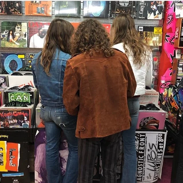 CUSTOMER STYLE — REPO RECORDS