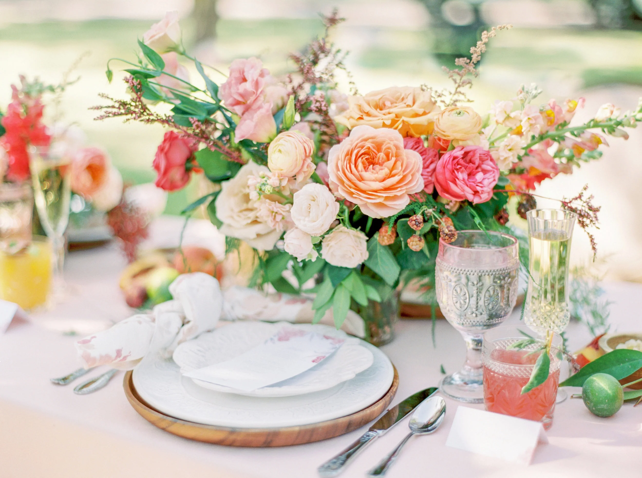 Colorful Brunch Wedding Styled Shoot featured on Style Me Pretty ...