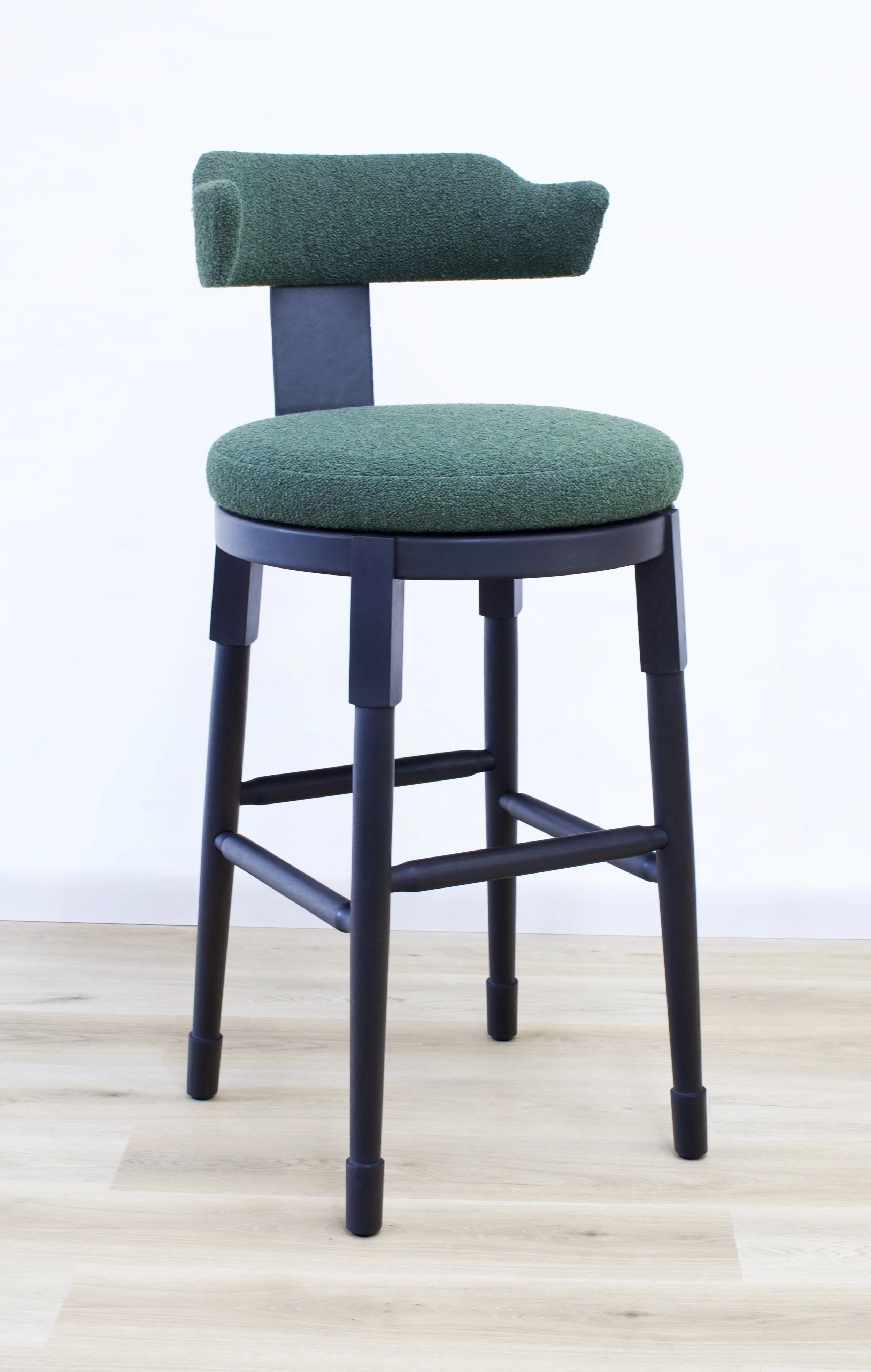 Chatwin Swivel Finnback — Richard Wrightman Design