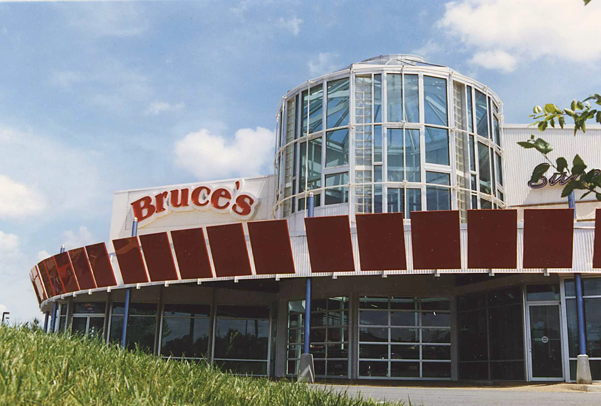 Bruce's Body Shop — BOB Architecture