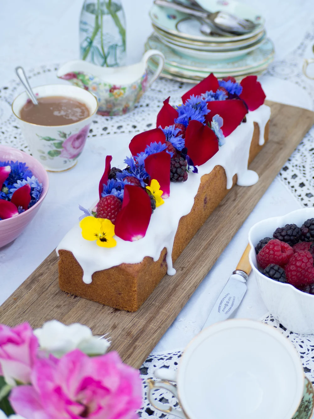 Simple Summer Celebration Cake & Two Years of Blogging — Kulinary ...