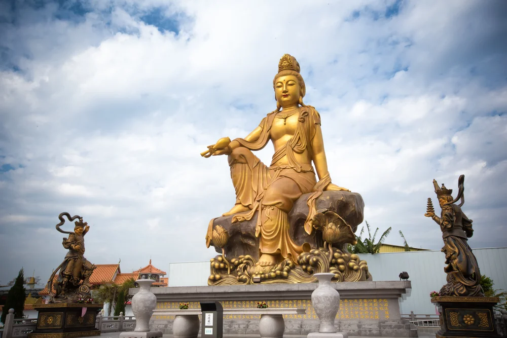 Chau-Yin Temple (關西潮音禪寺) — Josh Ellis Photography