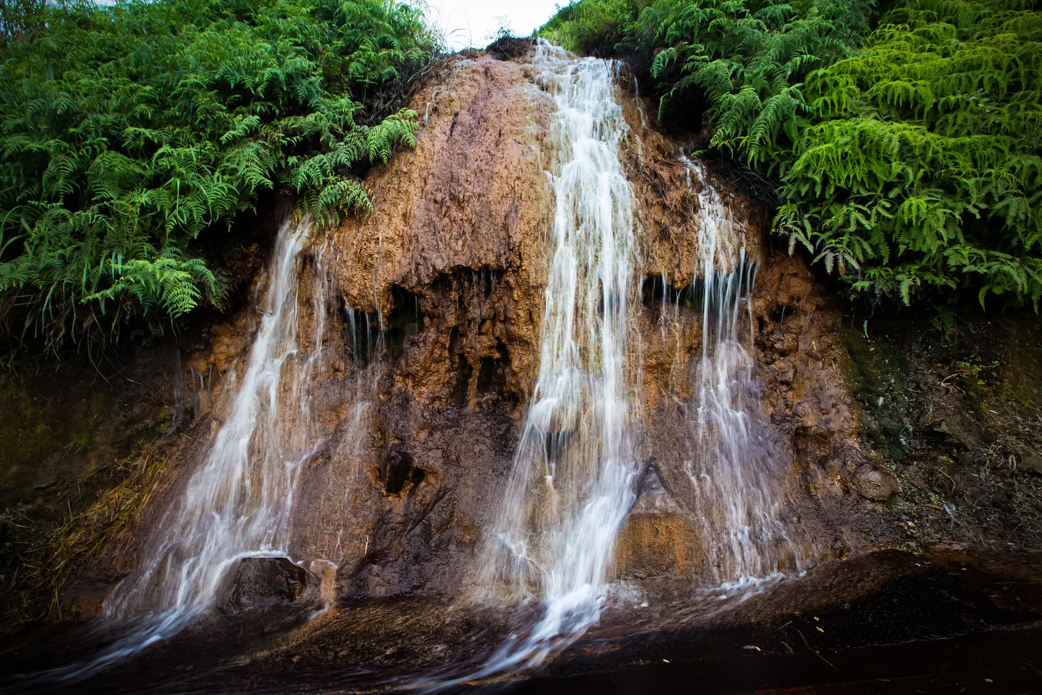 Golden Waterfall (黃金瀑布) — Josh Ellis Photography