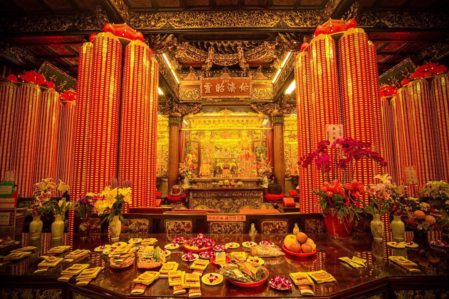 Taipei Tian Hou Temple (台北天后宮) — Josh Ellis Photography