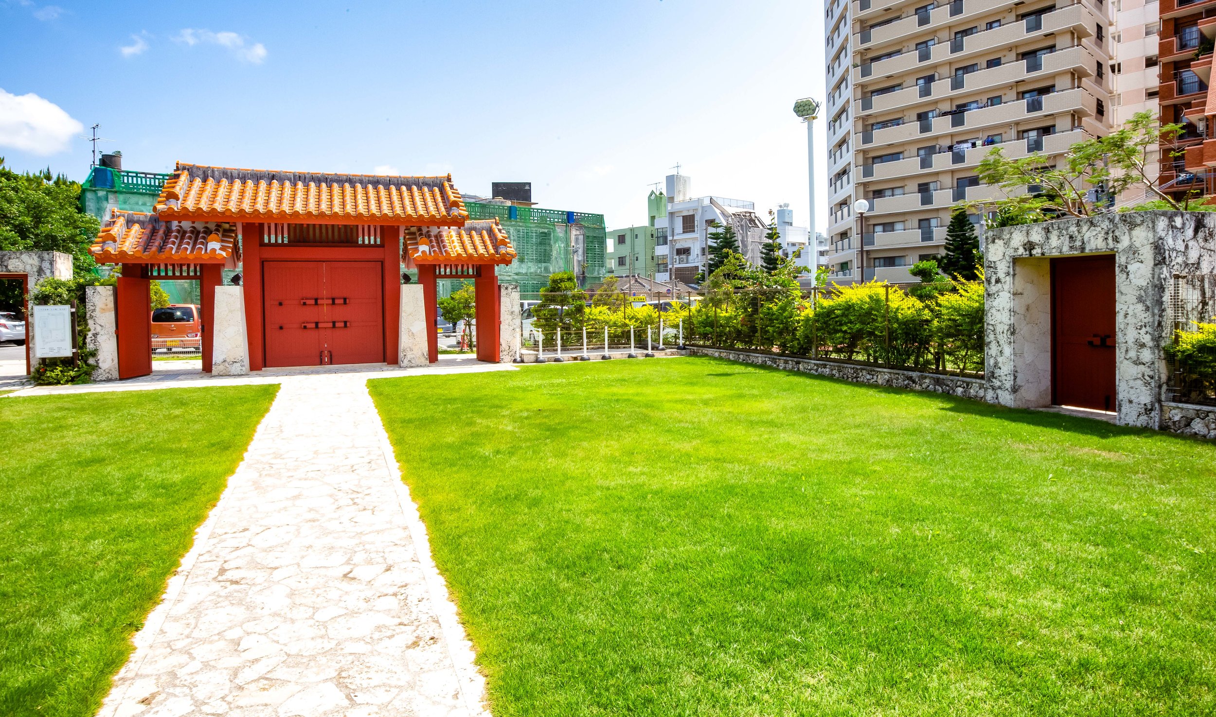 Naha Confucius Temple (那霸至聖廟) — Josh Ellis Photography