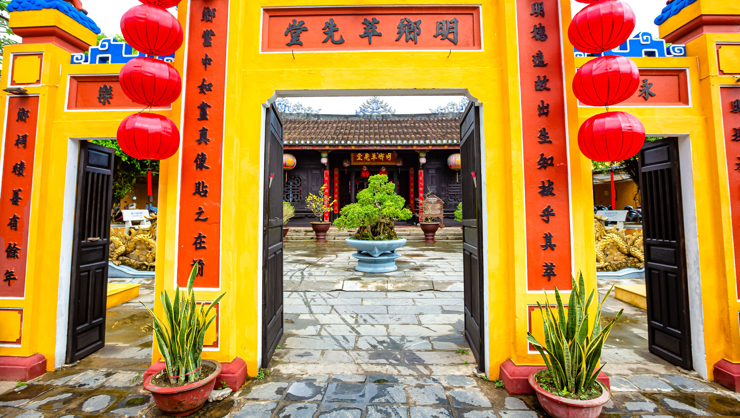 Chinese Assembly Halls of Hoi An (會安華人會館) — Josh Ellis Photography