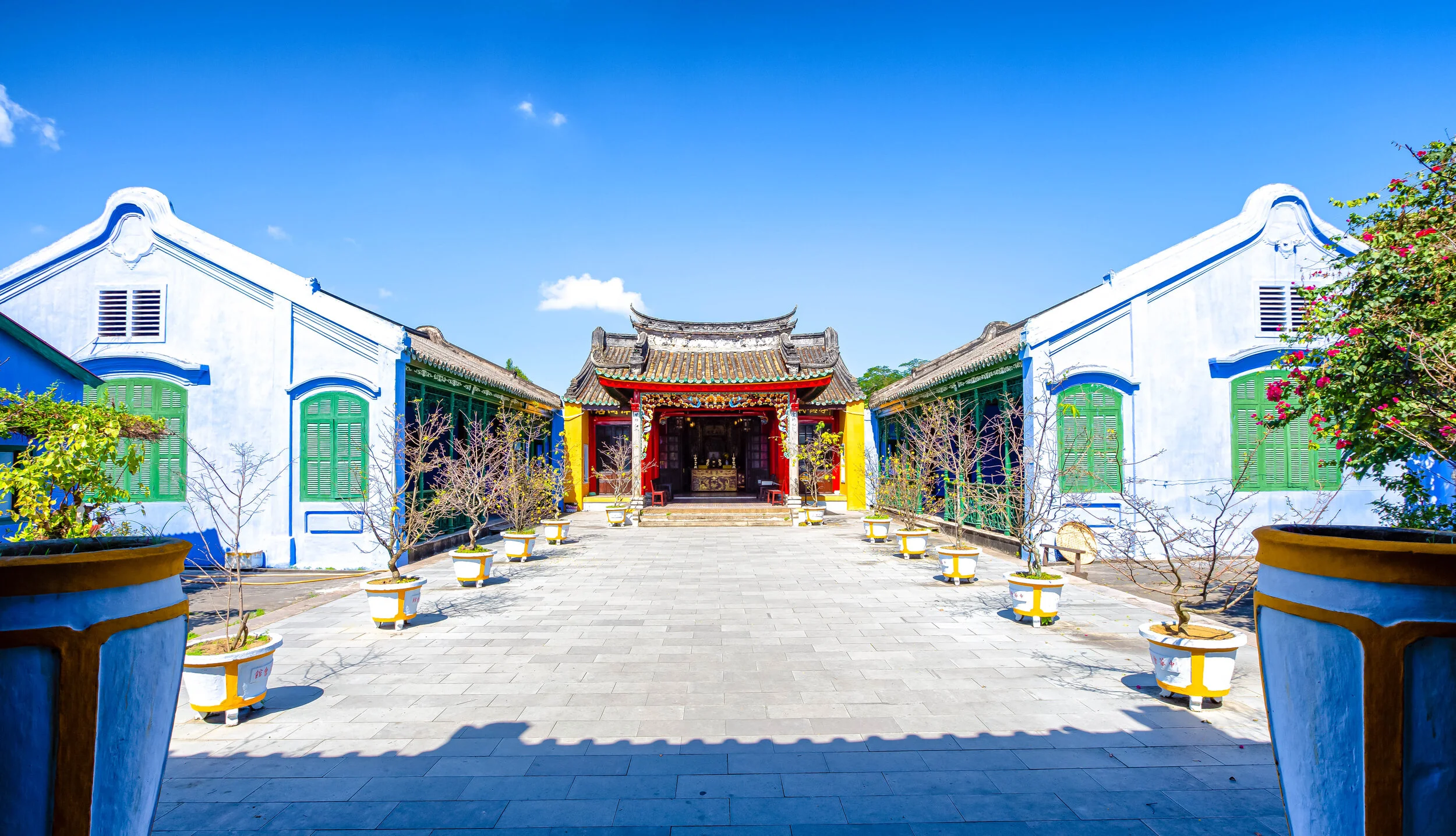 Hoi An’s All-Chinese Assembly Hall (會安中華會館) — Josh Ellis Photography