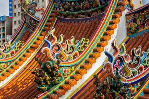 Taiwanese Hokkien-style Architecture (臺灣閩南建築) — Josh Ellis Photography